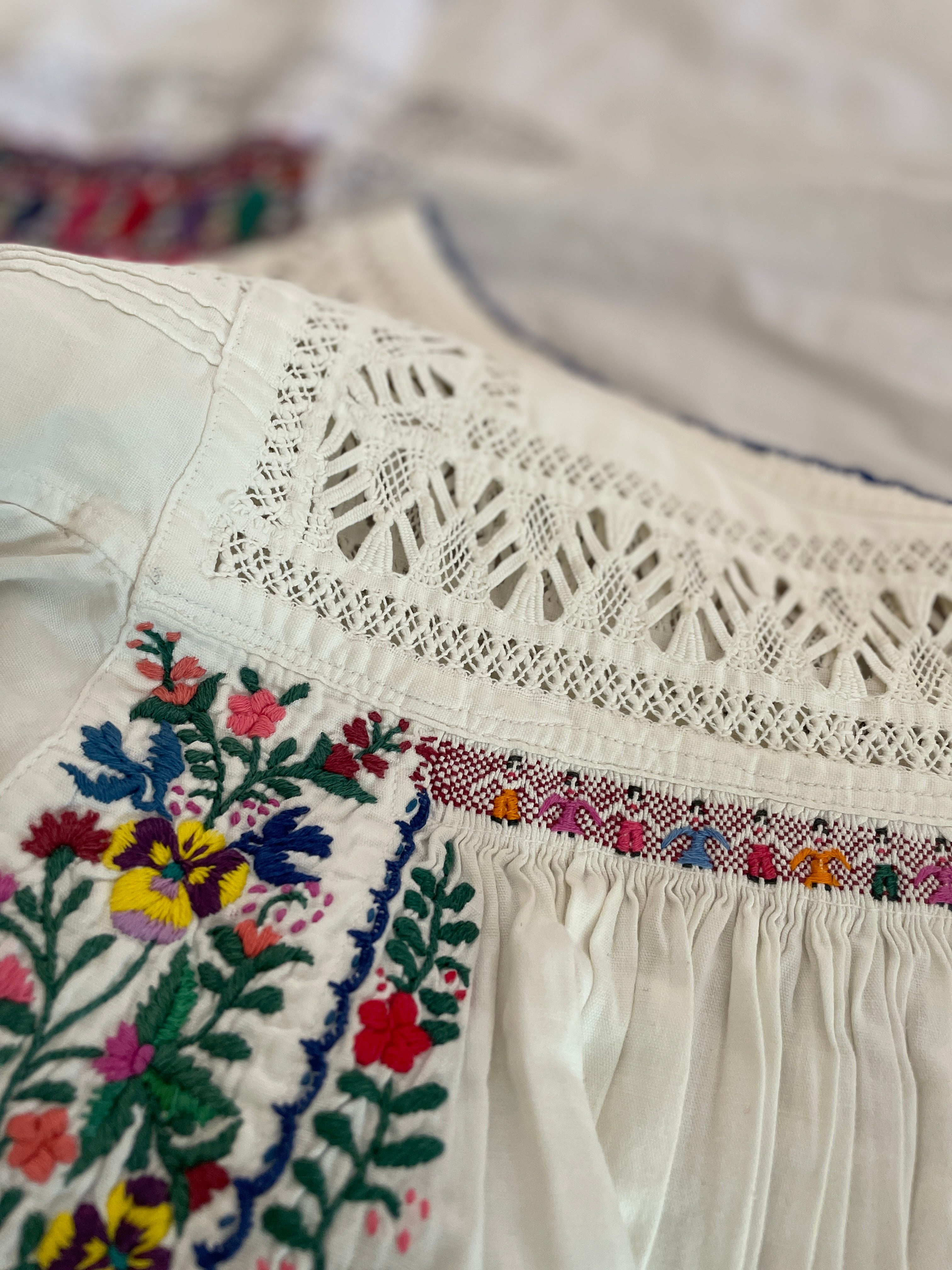 Detailed Itinerary – Traveling Traders Bazaar